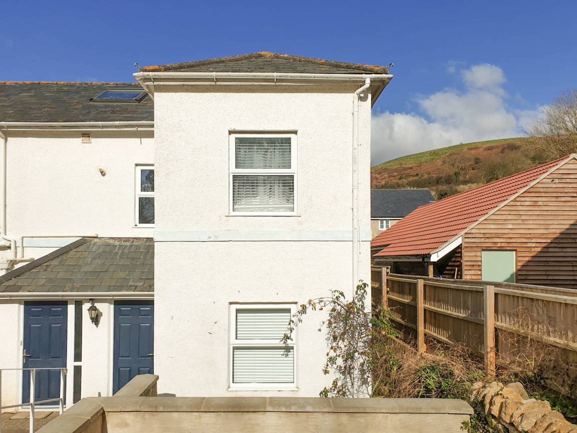 Cottage ∙ 2 Bedrooms ∙ 3 Guests - Burton Bradstock