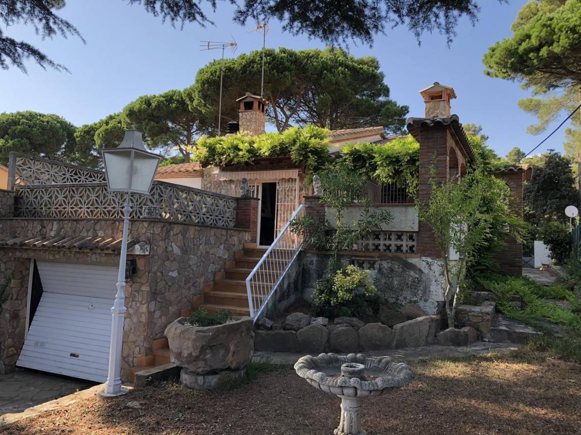 80 M² Villa ∙ 2 Bedrooms ∙ 6 Guests - Pals
