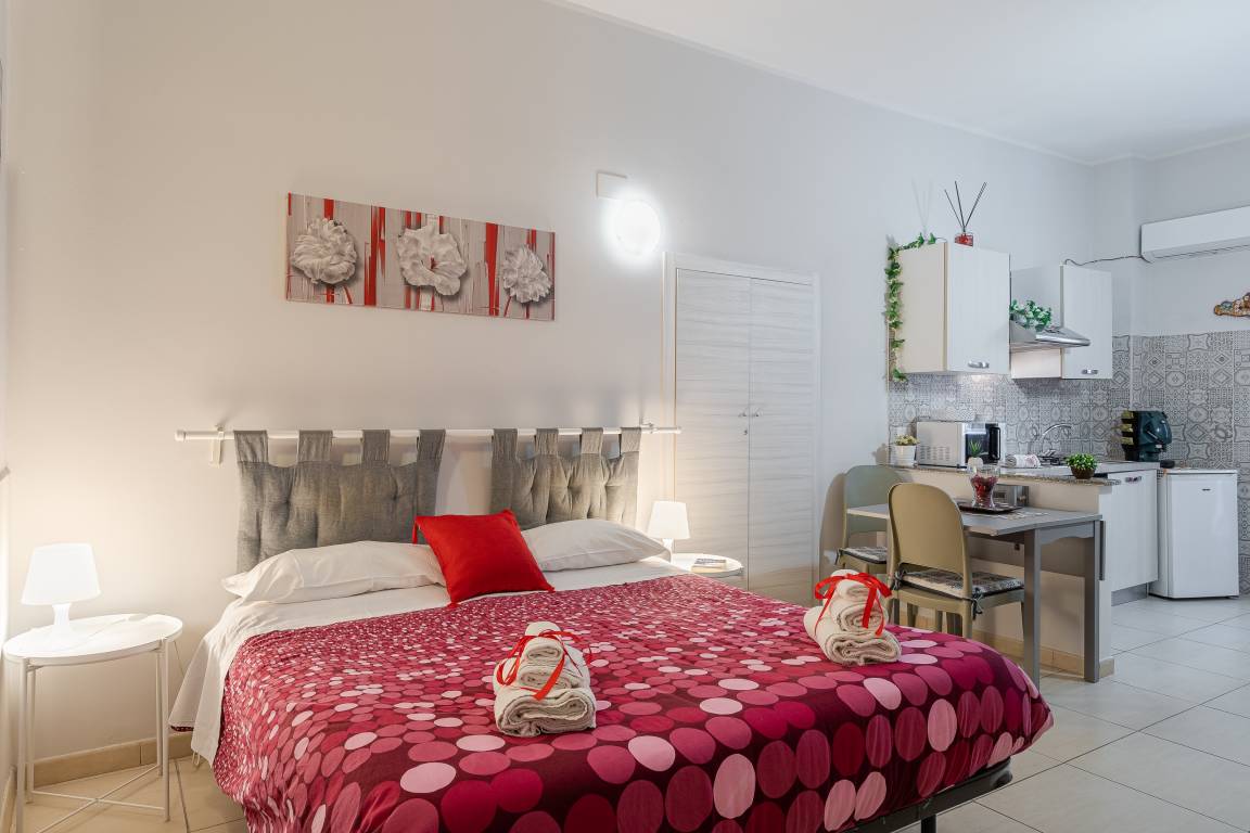 30 M² Apartament ∙ 1 Sypialnia ∙ 2 Gości - Syrakuzy