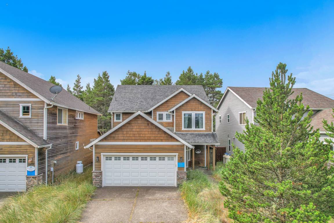 167 M² House ∙ 3 Bedrooms ∙ 6 Guests - Pacific City, OR
