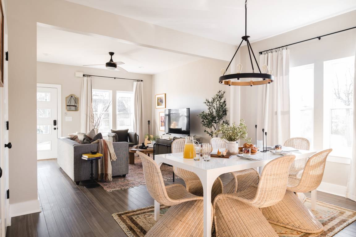 111 M² House ∙ 2 Bedrooms ∙ 8 Guests - Nashville, TN