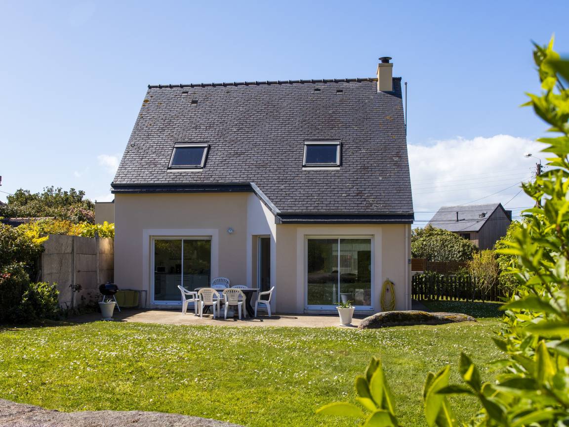 110 M² House ∙ 4 Bedrooms ∙ 8 Guests - Perros-Guirec