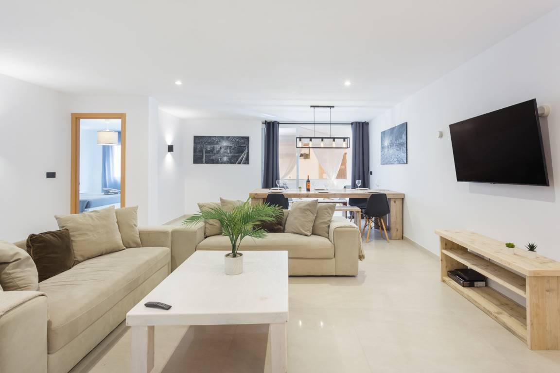 130 M² Ferienwohnung ∙ 3 Schlafzimmer ∙ 6 Gäste - Xàbia