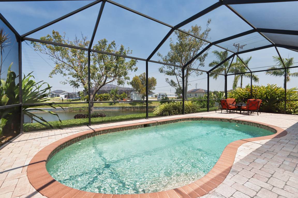 205 M² House ∙ 4 Bedrooms ∙ 10 Guests - Cape Coral, FL