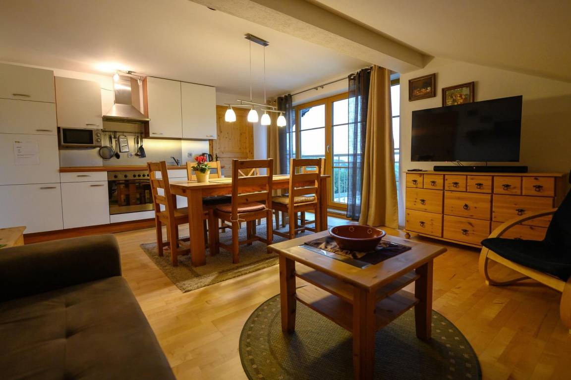 Apartment ∙ 2 Bedrooms ∙ 6 Guests - Lam