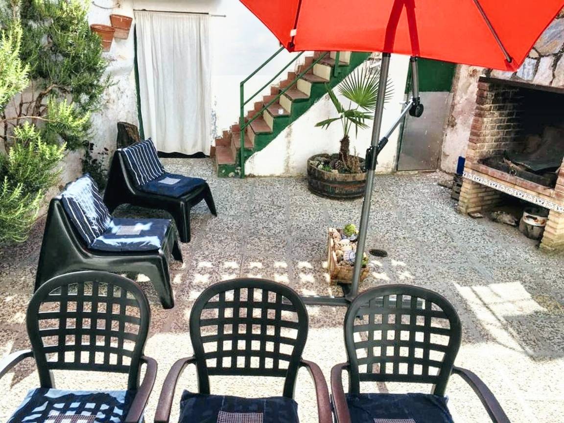 100 M² House ∙ 3 Bedrooms ∙ 6 Guests - Calamocha