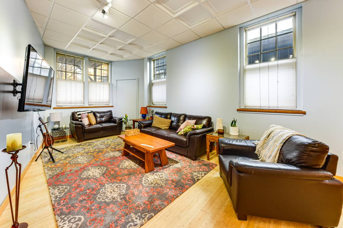 217 M² Apartment ∙ 2 Bedrooms ∙ 6 Guests - Milwaukee, WI