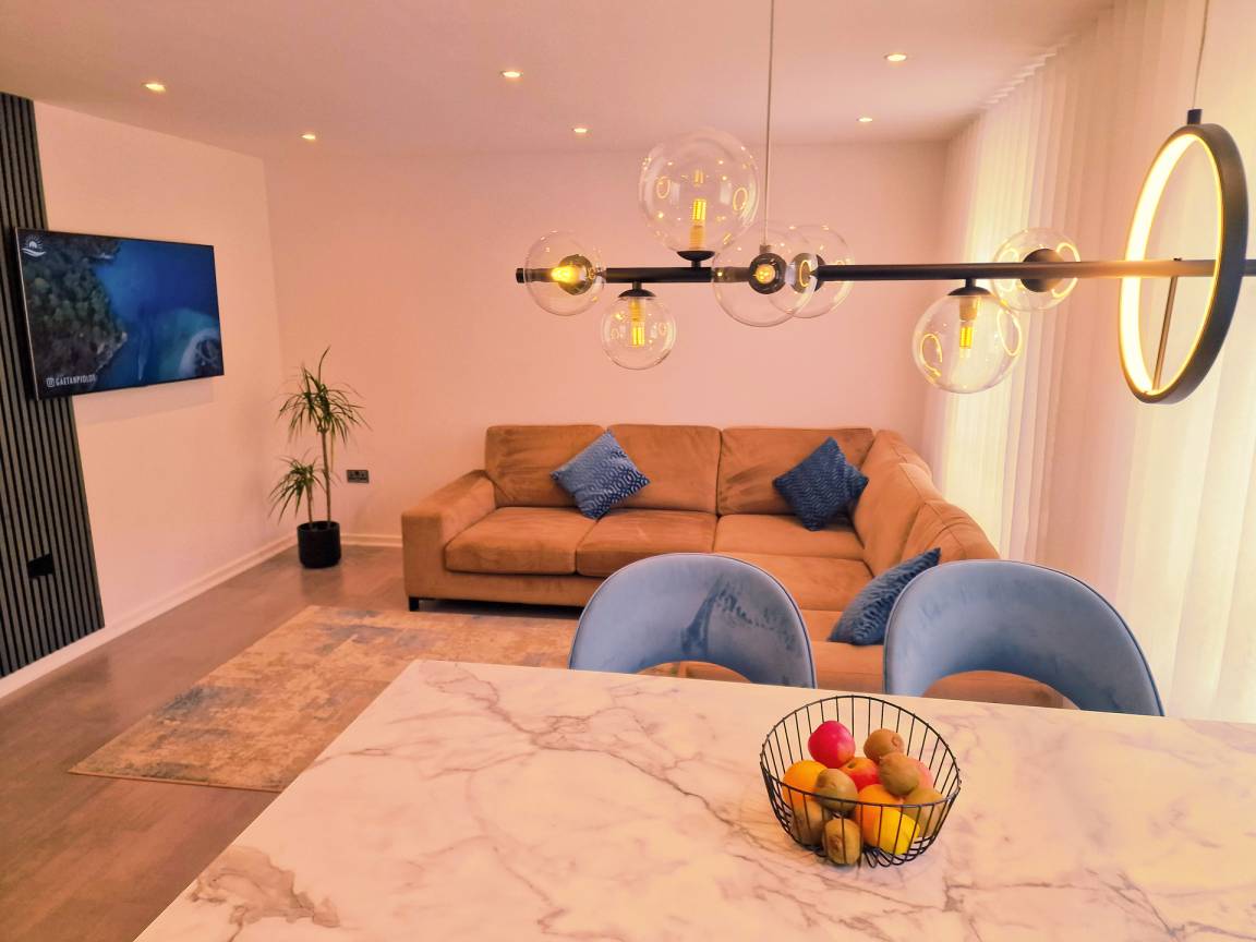 14 M² Apartment ∙ 2 Bedrooms ∙ 4 Guests - Liverpool Hope University