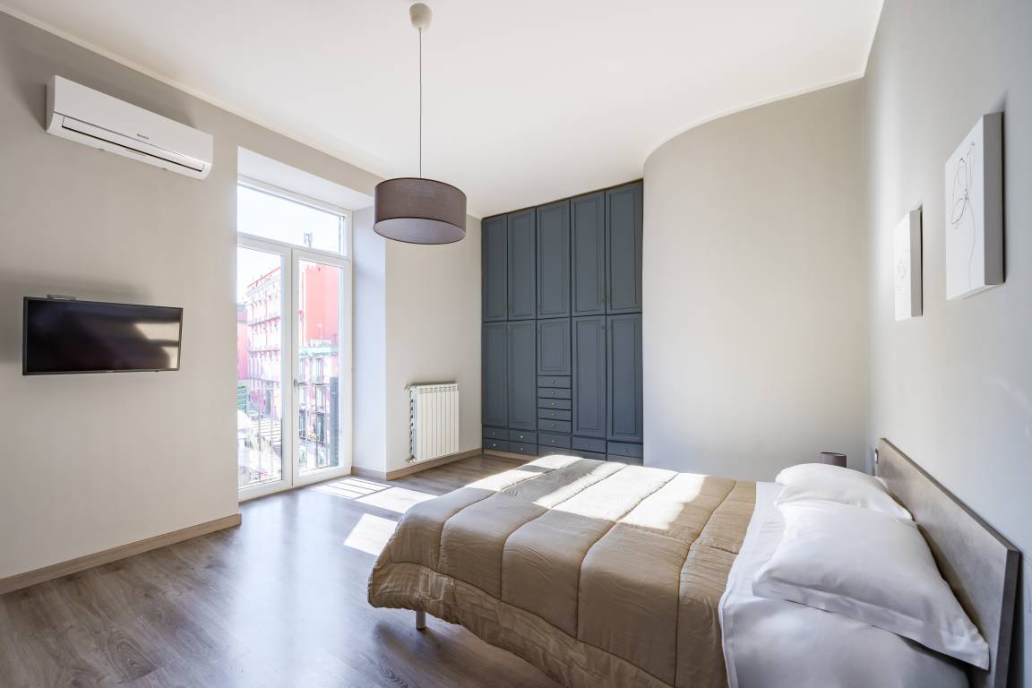 60 M² Apartamento ∙ 2 Habitaciones ∙ 6 Huéspedes - Nápoles