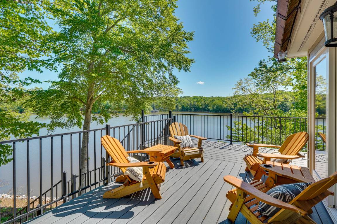 199 M² House ∙ 4 Bedrooms ∙ 12 Guests - Lake Gaston