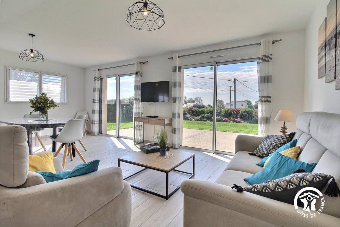 92 M² Gîte ∙ 2 Chambres ∙ 4 Personnes - Ploemel