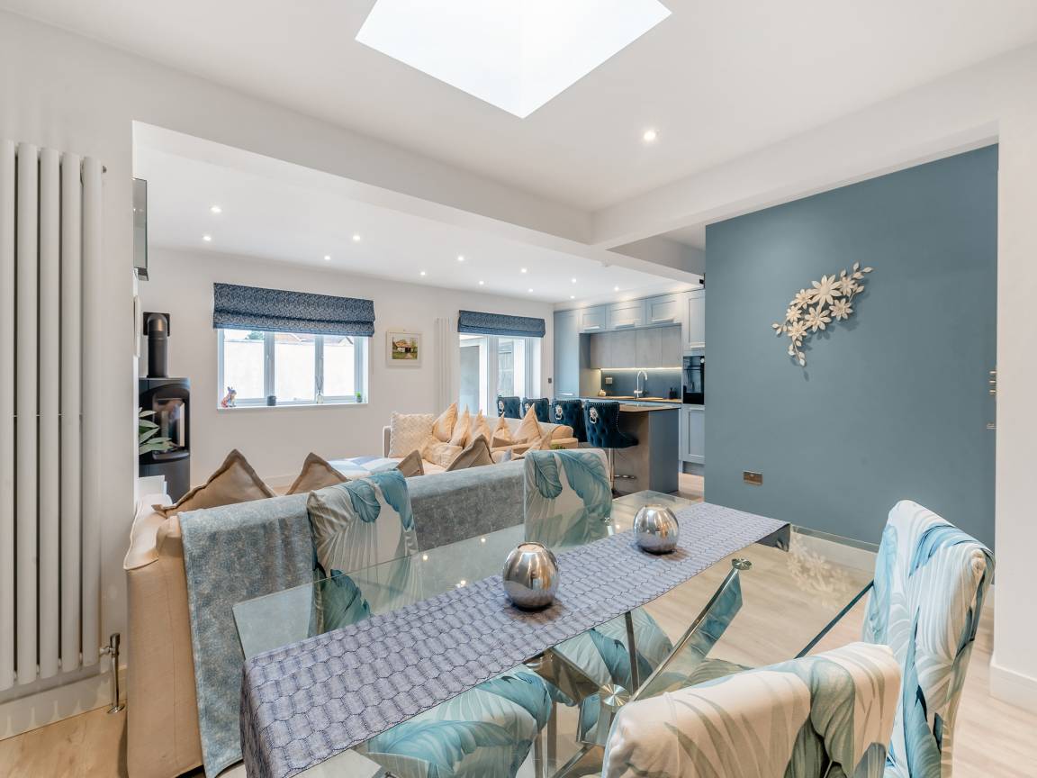 Cottage ∙ 2 Bedrooms ∙ 4 Guests - Cayton Bay