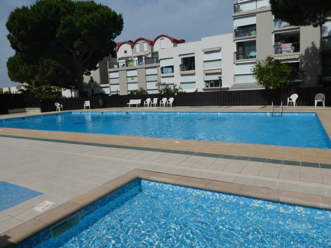 22 M² Apartamento ∙ 4 Huéspedes - Narbona