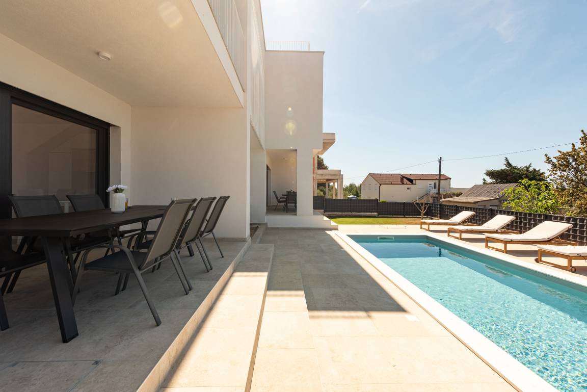 100 M² Apartment ∙ 2 Bedrooms ∙ 6 Guests - Vir