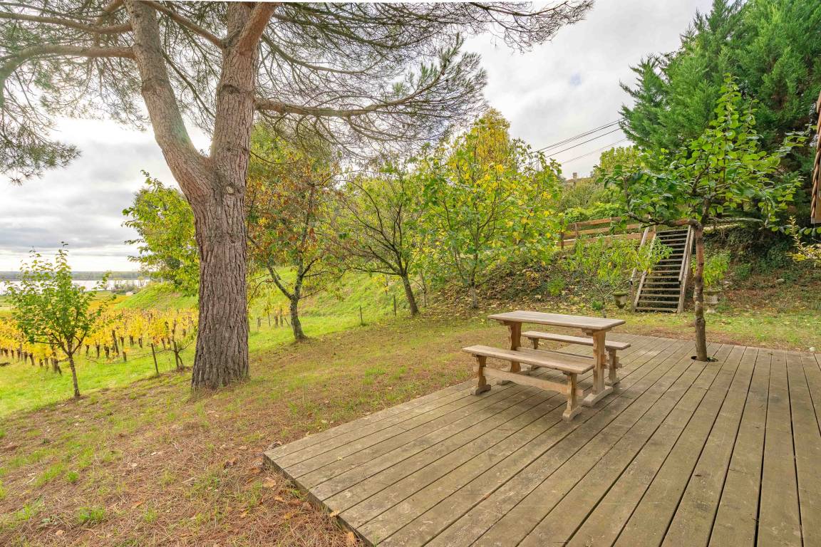 110 M² House ∙ 4 Bedrooms ∙ 8 Guests - Blaye