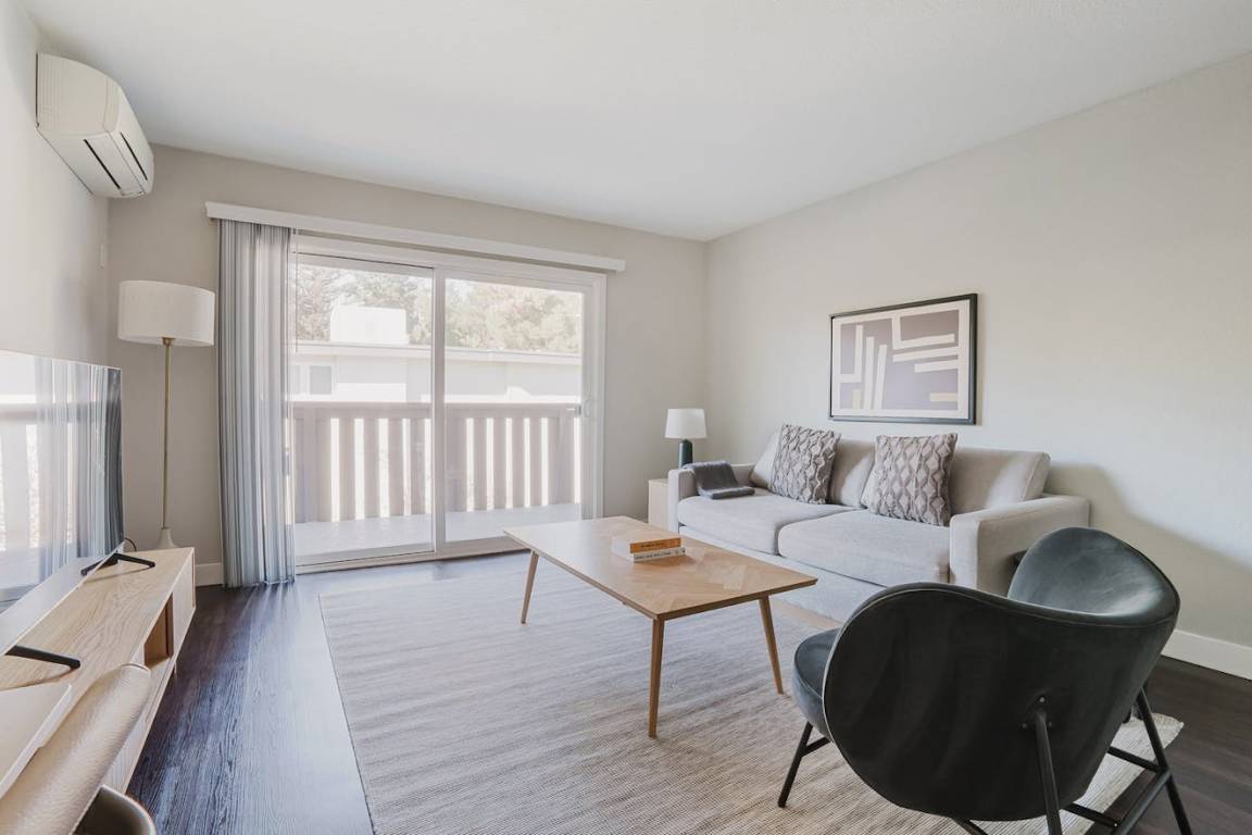 63 M² Ferienwohnung ∙ 1 Schlafzimmer ∙ 2 Gäste - Saratoga, CA