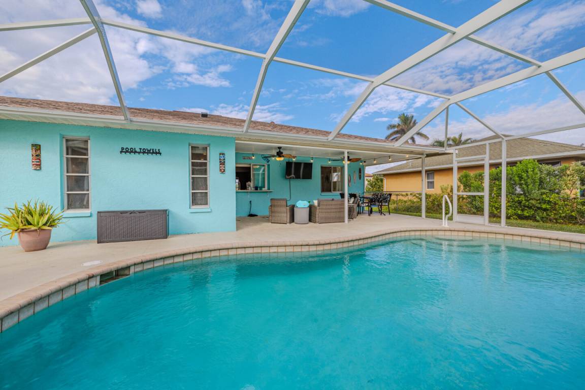 Ferienhaus ∙ 3 Schlafzimmer ∙ 6 Gäste - Cape Coral, FL