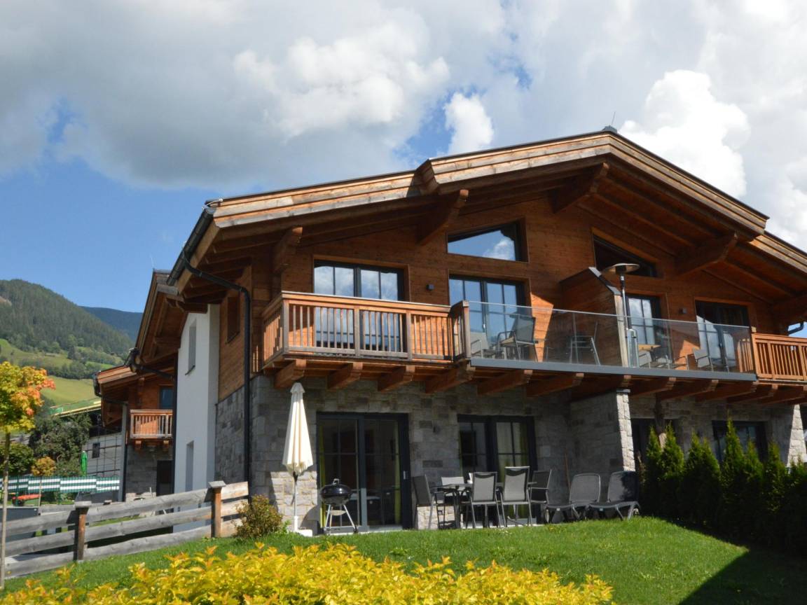 136 M² Chalet ∙ 4 Bedrooms ∙ 10 Guests - Viehhofen