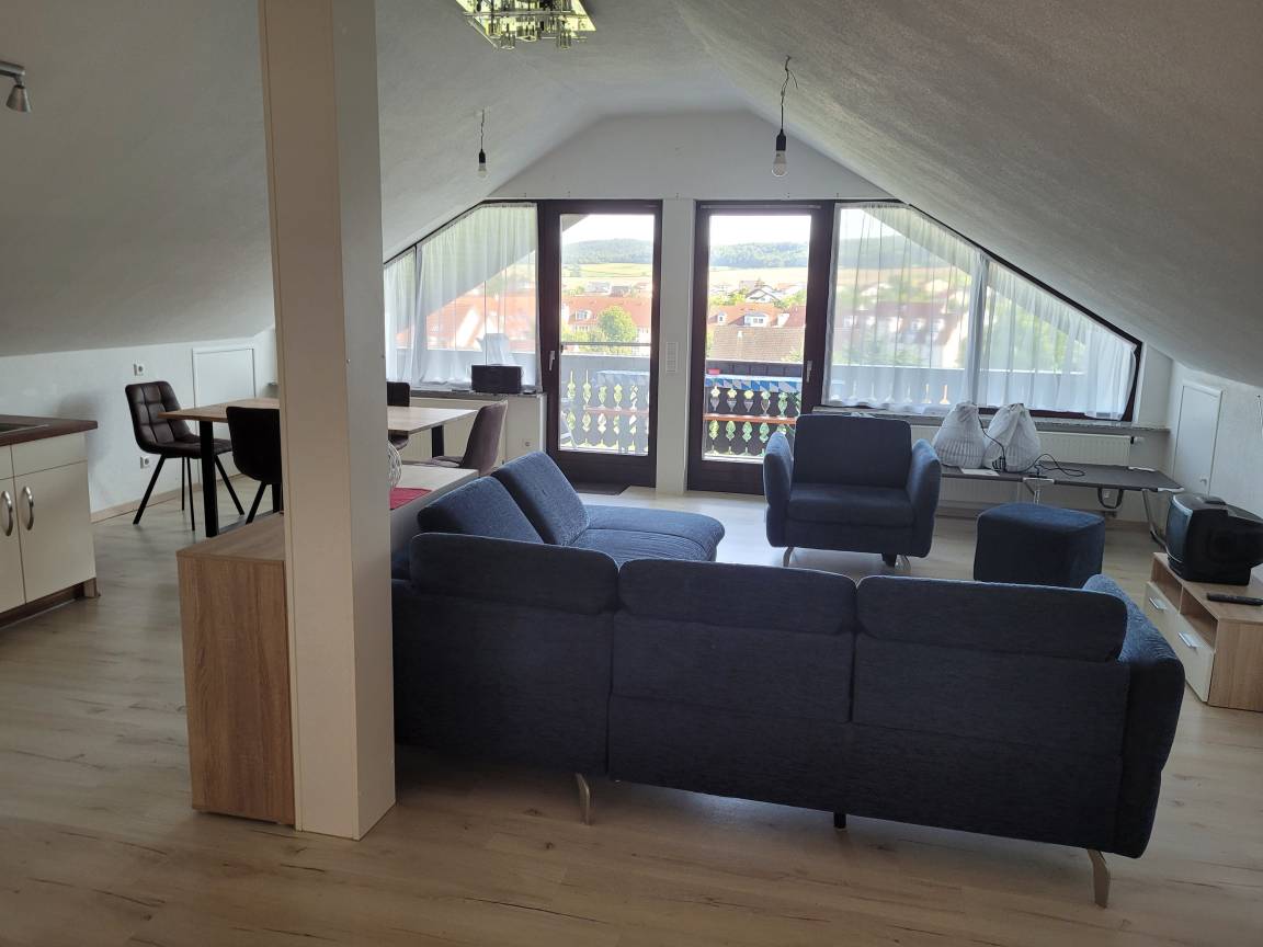 100 M² Apartment ∙ 2 Bedrooms ∙ 4 Guests - Nördlingen