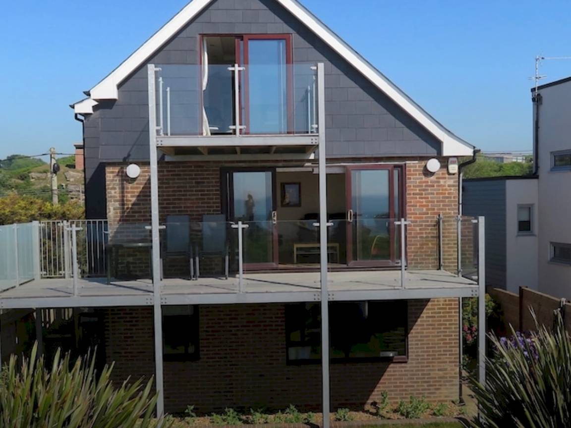 149 M² House ∙ 3 Bedrooms ∙ 6 Guests - Winchelsea