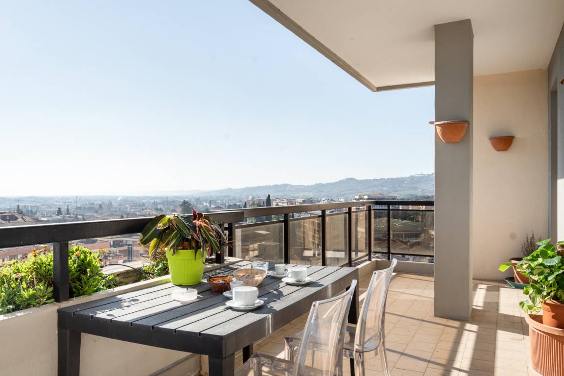 80 M² Ferienwohnung ∙ 2 Schlafzimmer ∙ 6 Gäste - Perugia