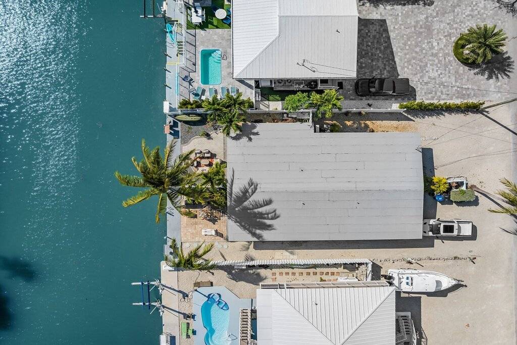 House ∙ 2 Bedrooms ∙ 4 Guests - Key Colony Beach, FL