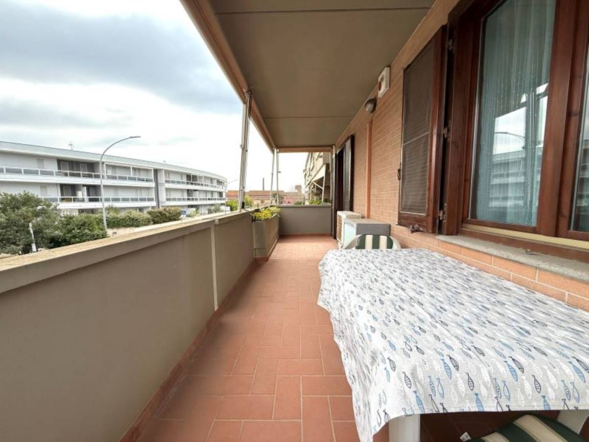 65 M² Apartment ∙ 2 Bedrooms ∙ 4 Guests - Follonica