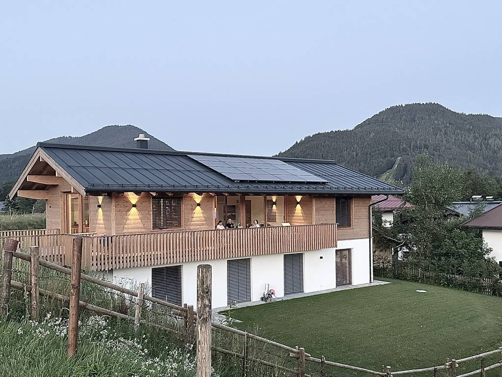 270 M² Ferienhaus ∙ 3 Schlafzimmer ∙ 7 Gäste - Waidring