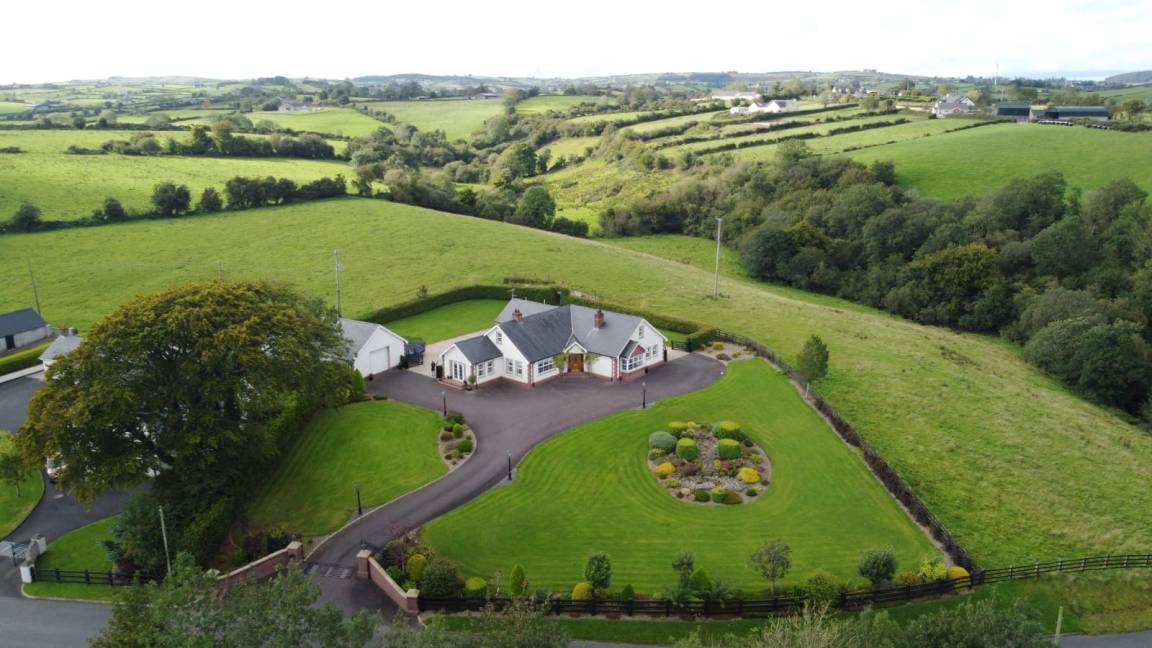 55 M² House ∙ 2 Bedrooms ∙ 5 Guests - County Donegal