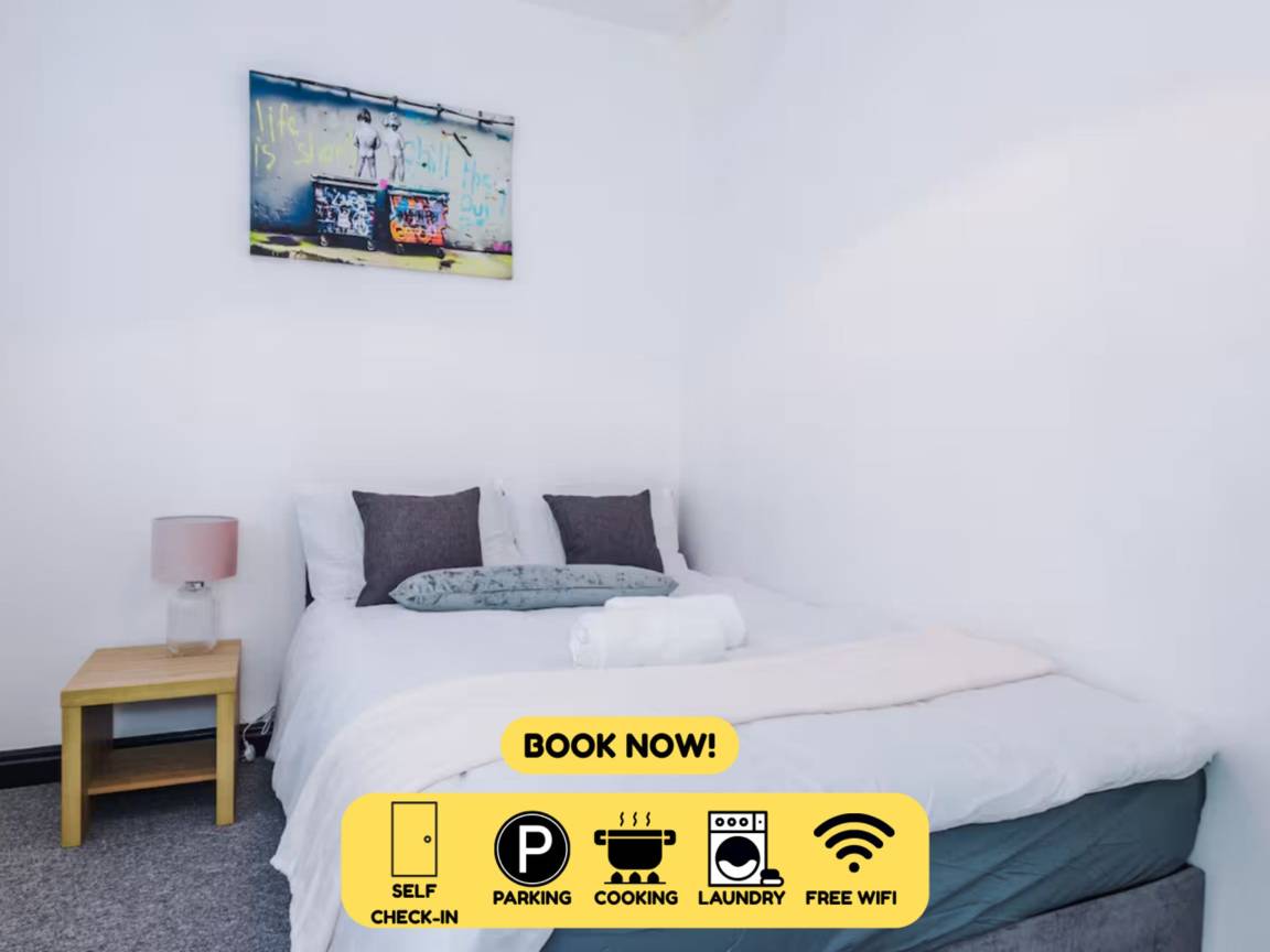 200 M² Appartement ∙ 6 Chambres ∙ 12 Personnes - Warrington