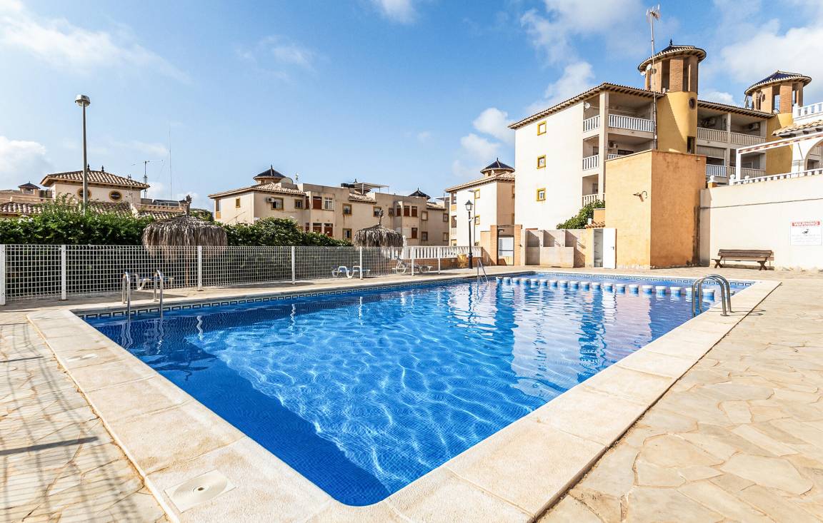 80 M² House ∙ 3 Bedrooms ∙ 6 Guests - Cabo Roig