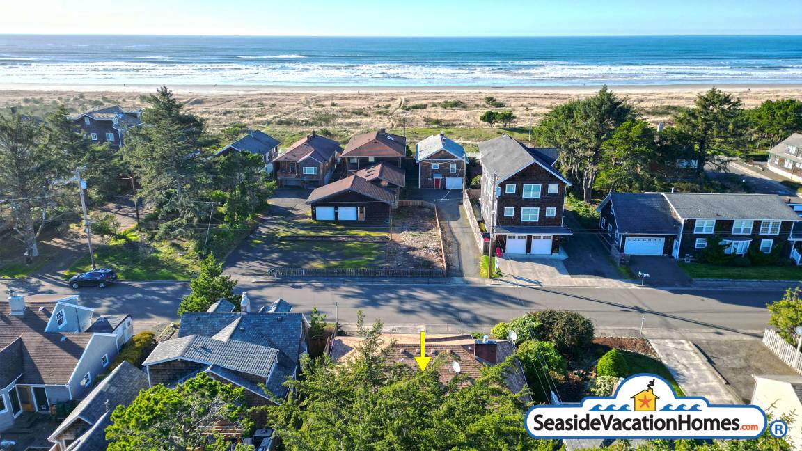 83 M² House ∙ 2 Bedrooms ∙ 6 Guests - Seaside, OR