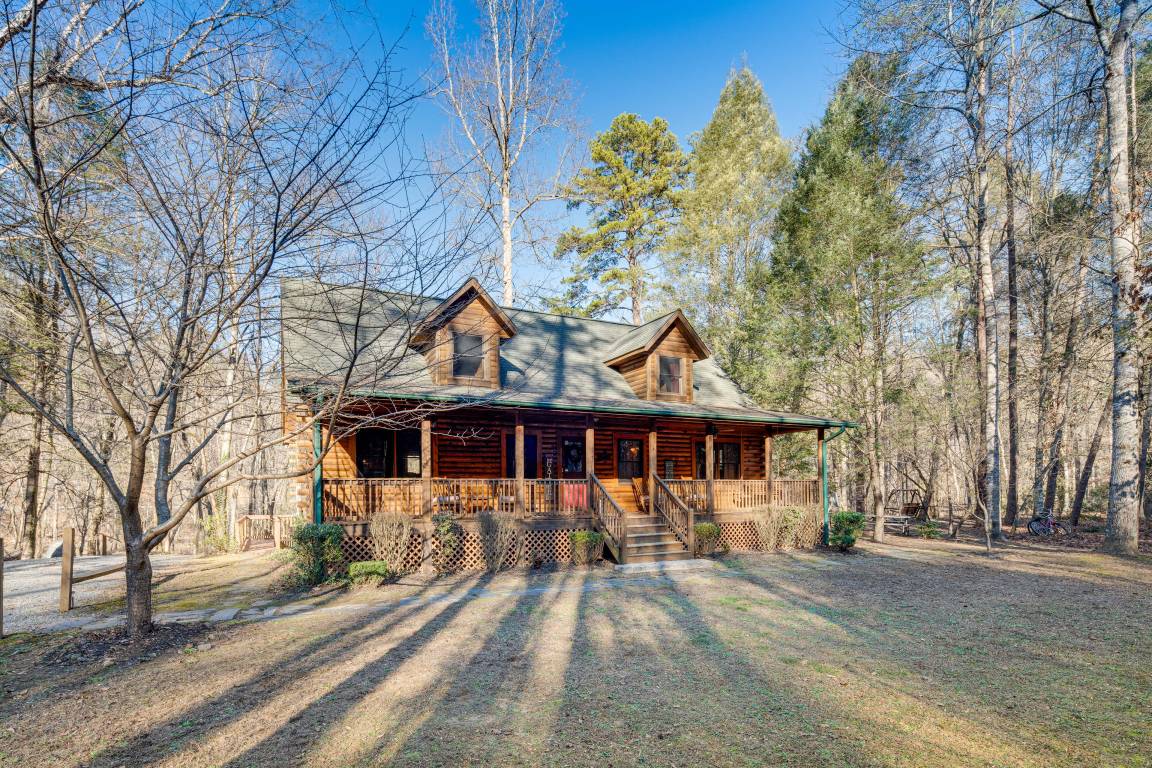 139 M² House ∙ 2 Bedrooms ∙ 8 Guests - Lake Lure, NC