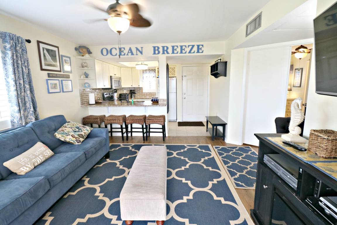 Condo ∙ 2 Bedrooms ∙ 6 Guests - Crescent Beach, FL