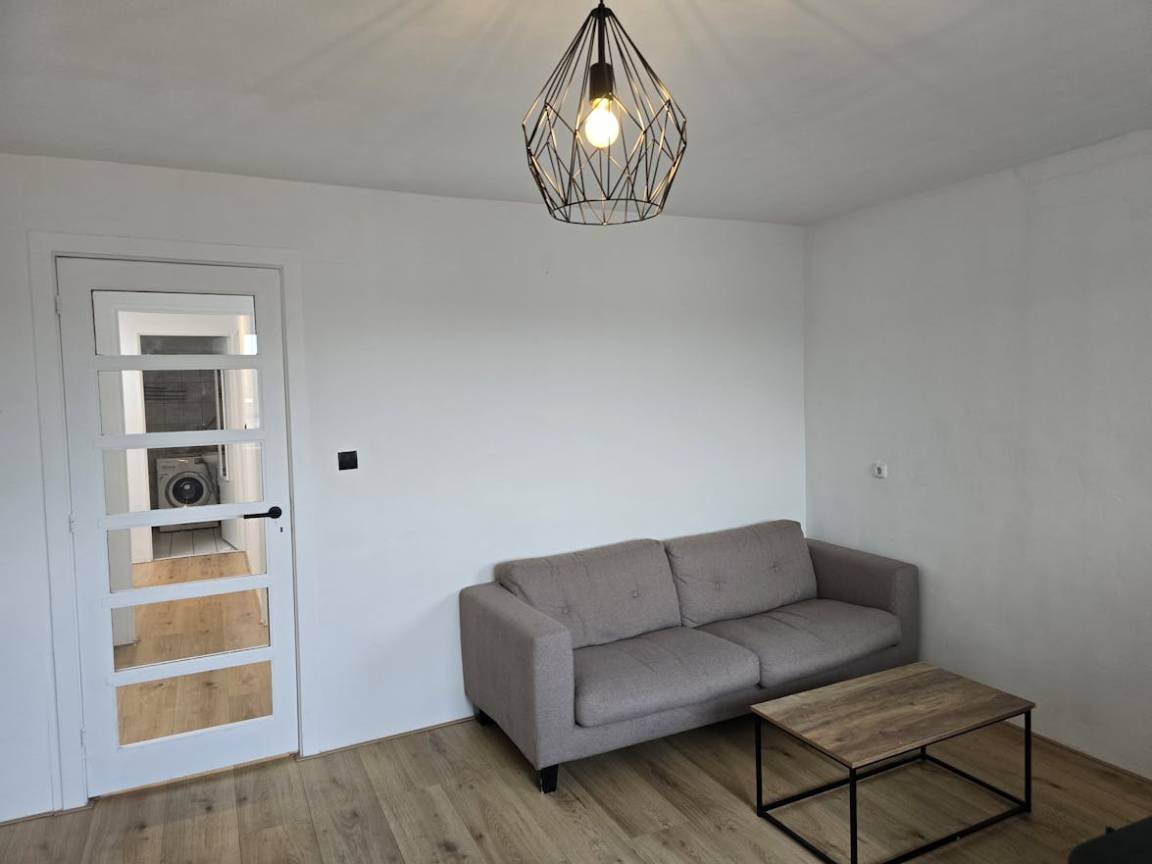 50 M² Appartement ∙ 1 Slaapkamer ∙ 2 Gasten - Schiedam