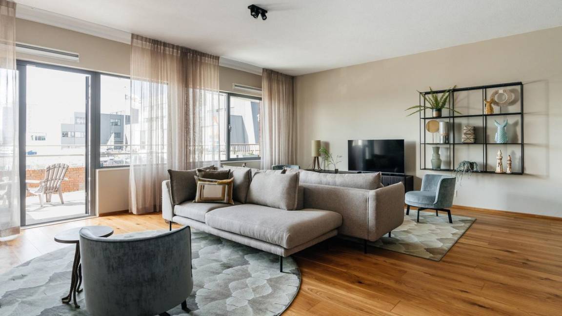 153 M² Apartment ∙ 2 Bedrooms ∙ 5 Guests - The Hague
