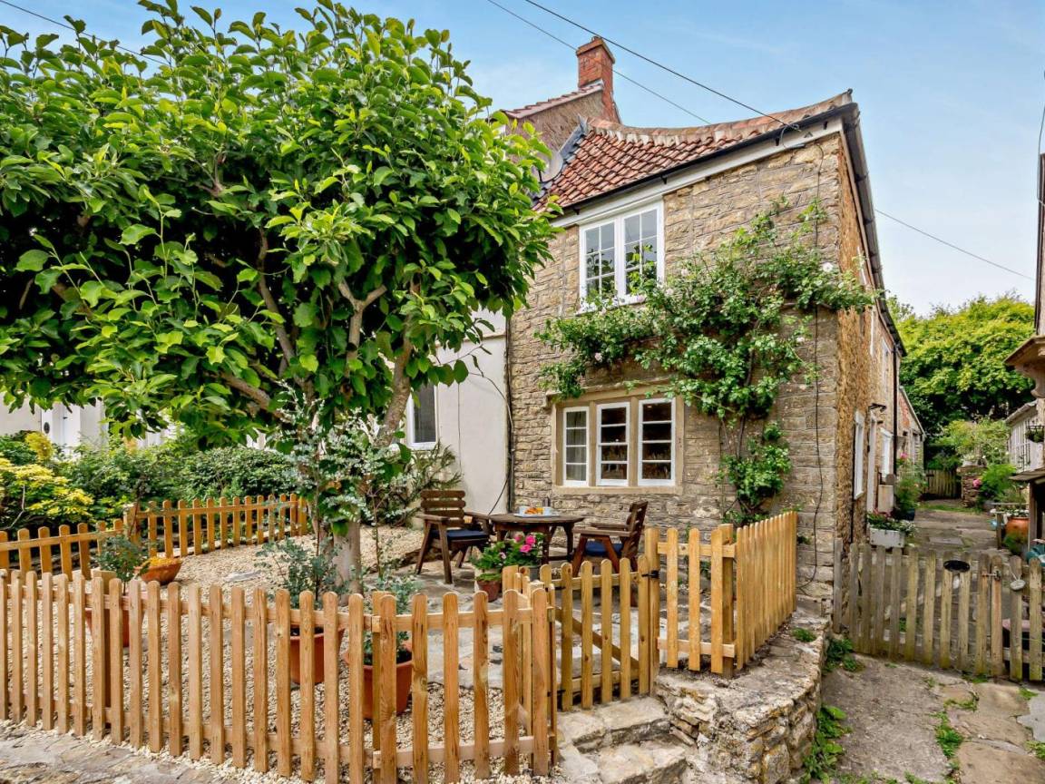 Cottage ∙ 1 Bedroom ∙ 2 Guests - Frome