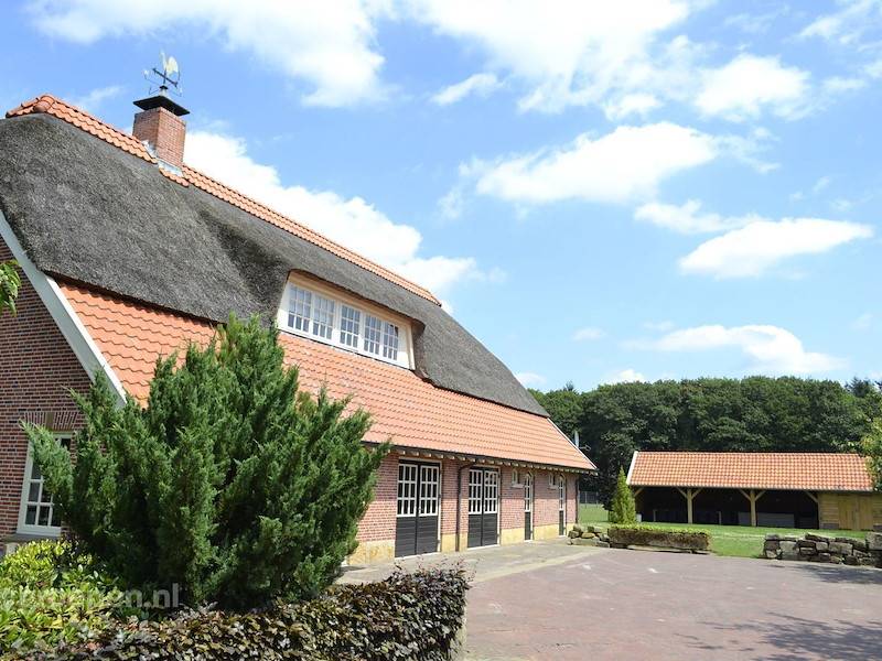 House ∙ 7 Bedrooms ∙ 16 Guests - Borne