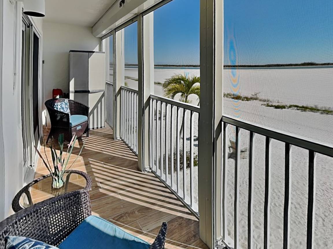 68 M² Condo ∙ 2 Bedrooms ∙ 6 Guests - Fort Myers Beach, FL