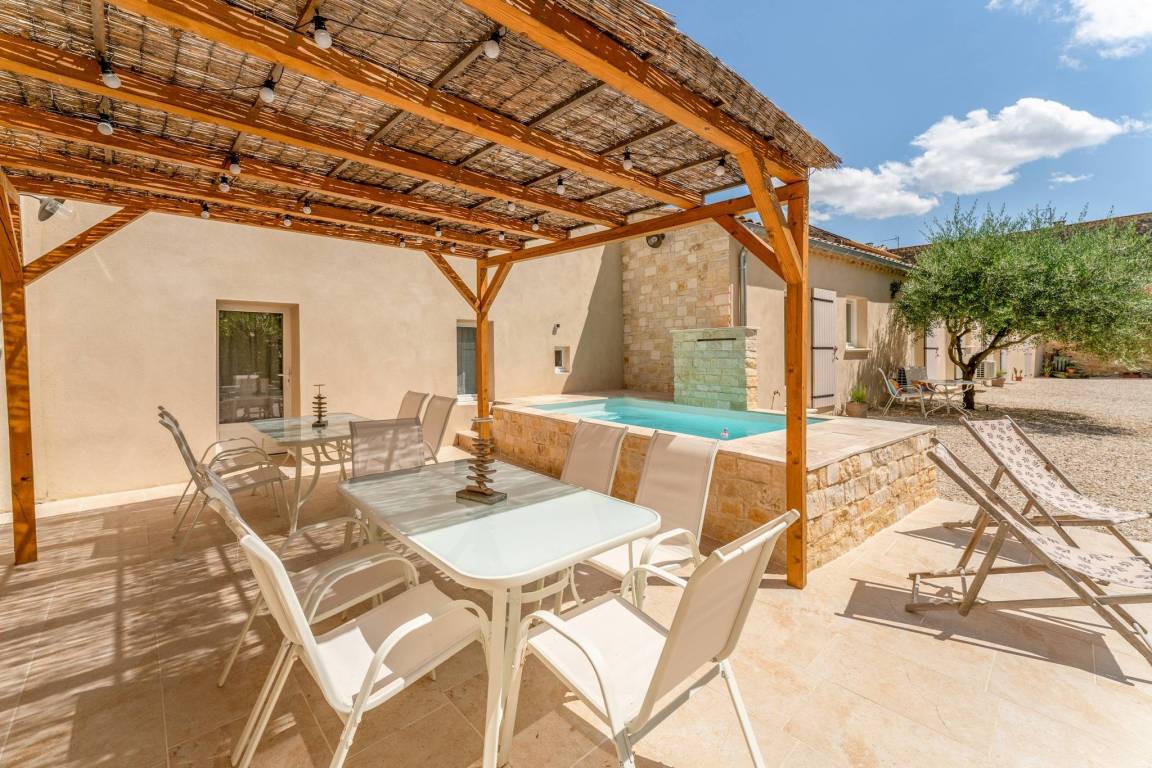 80 M² Maison De Vacances ∙ 3 Chambres ∙ 6 Personnes - Vers-Pont-du-Gard