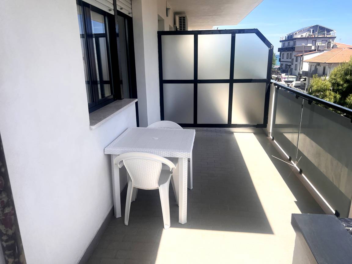 68 M² Apartment ∙ 2 Bedrooms ∙ 5 Guests - Alba Adriatica