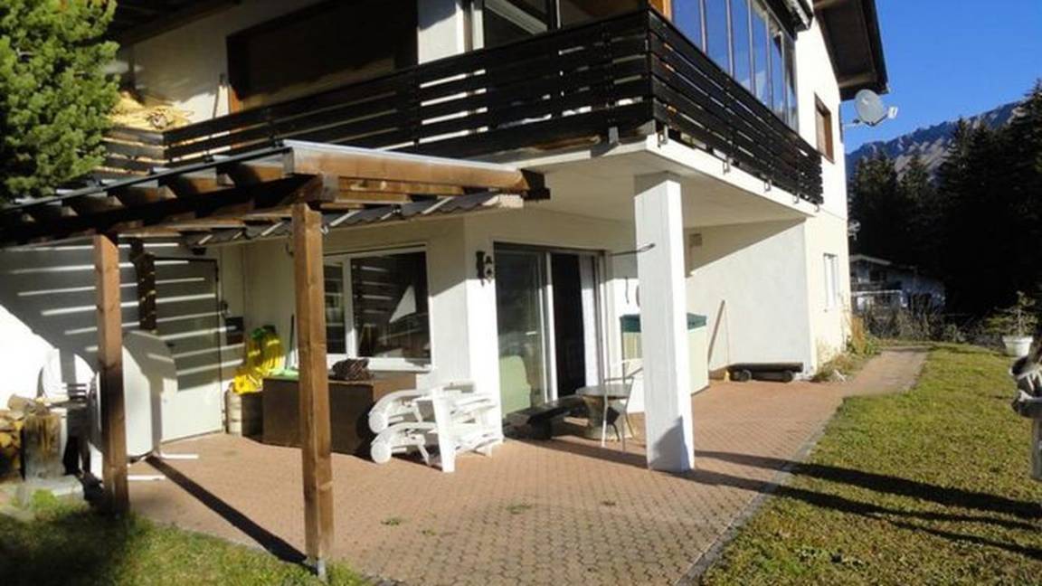 60 M² Ferienwohnung ∙ 2 Schlafzimmer ∙ 4 Gäste - Valbella
