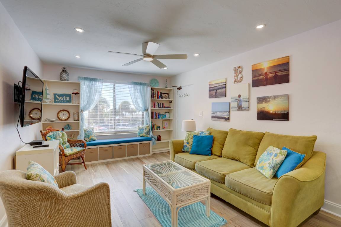 73 M² House ∙ 2 Bedrooms ∙ 8 Guests - St. Petersburg, FL