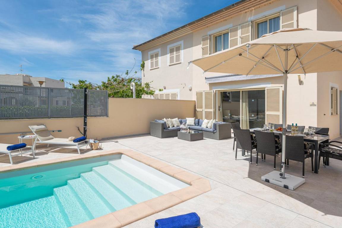 165 M² Villa ∙ 5 Slaapkamers ∙ 8 Gasten - Muro
