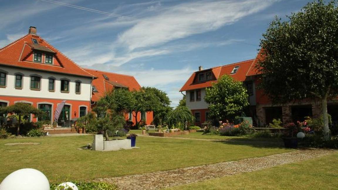 115 M² Ferienwohnung ∙ 3 Schlafzimmer ∙ 6 Gäste - Lassan