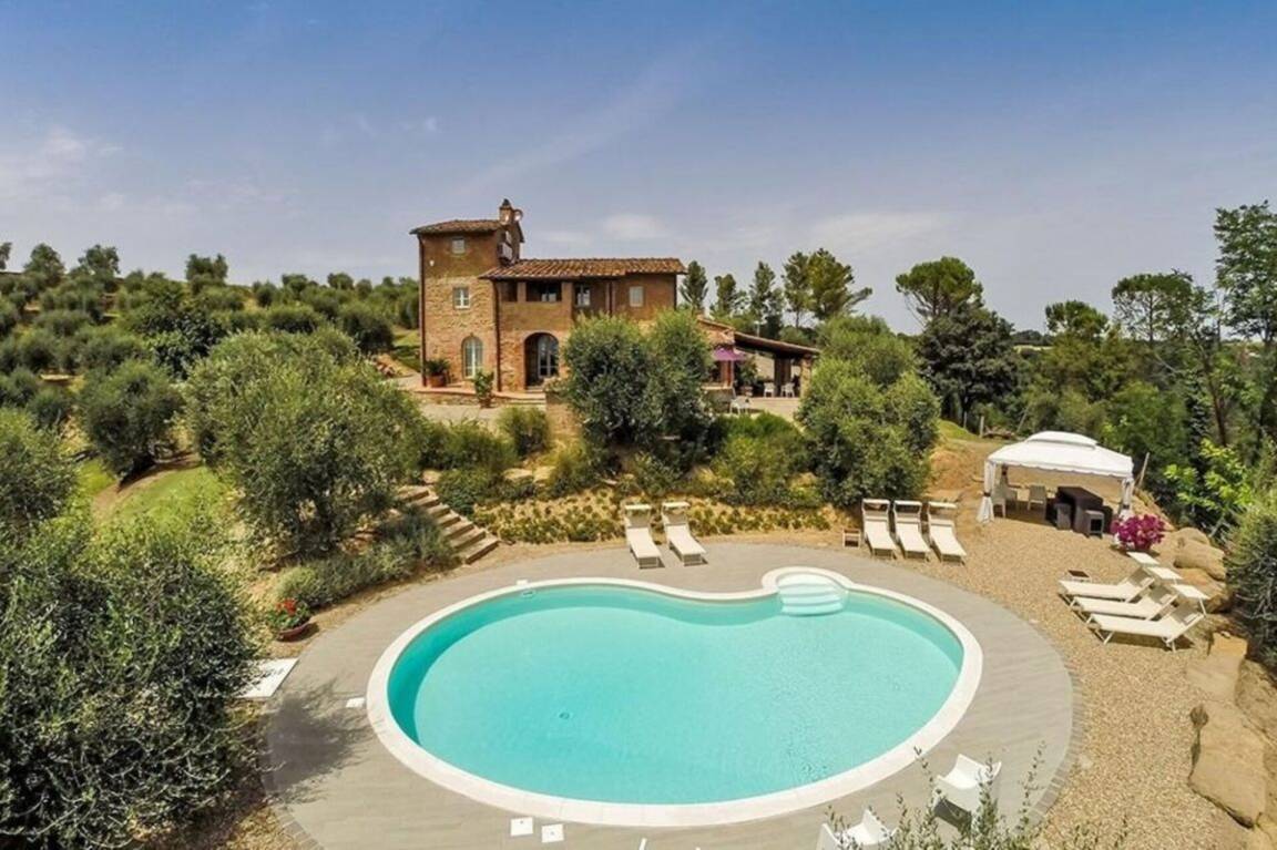 210 M² Villa ∙ 4 Schlafzimmer ∙ 8 Gäste - Pontedera