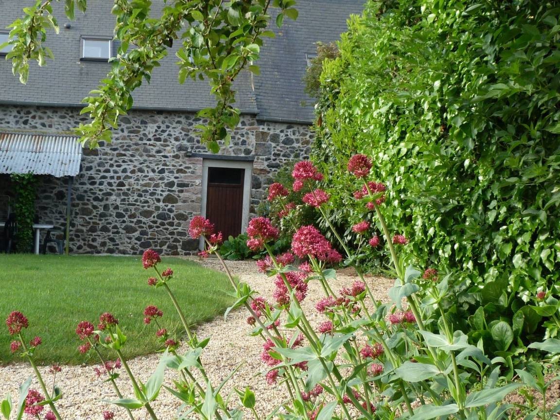 35 M² Huoneisto ∙ 2 Makuuhuonetta ∙ 4 Vierasta - Lamballe