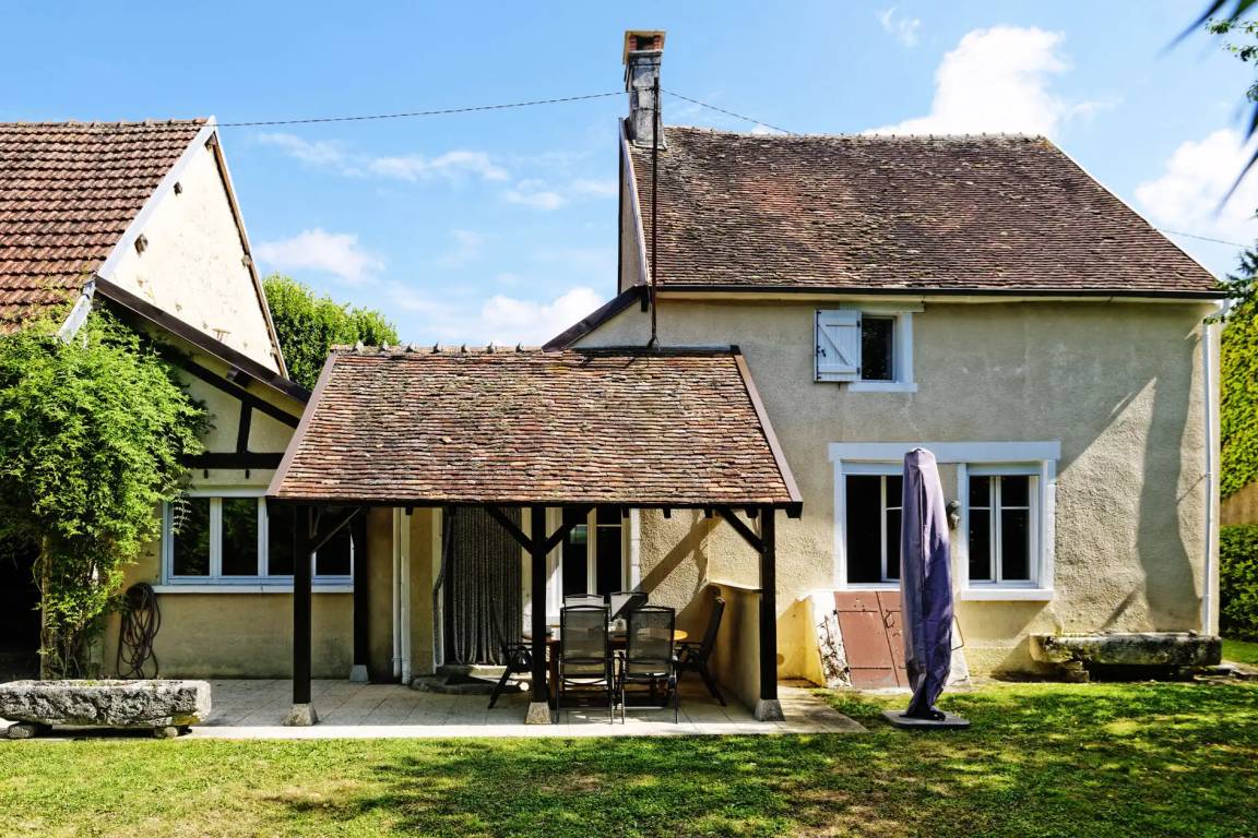 90 M² Maison De Vacances ∙ 2 Chambres ∙ 6 Personnes - Nièvre