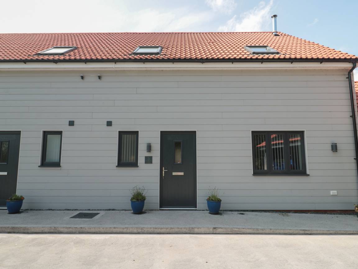 Cottage ∙ 2 Bedrooms ∙ 4 Guests - Burnham-on-Sea