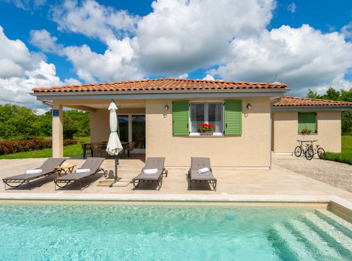 120 M² House ∙ 3 Bedrooms ∙ 6 Guests - Labin